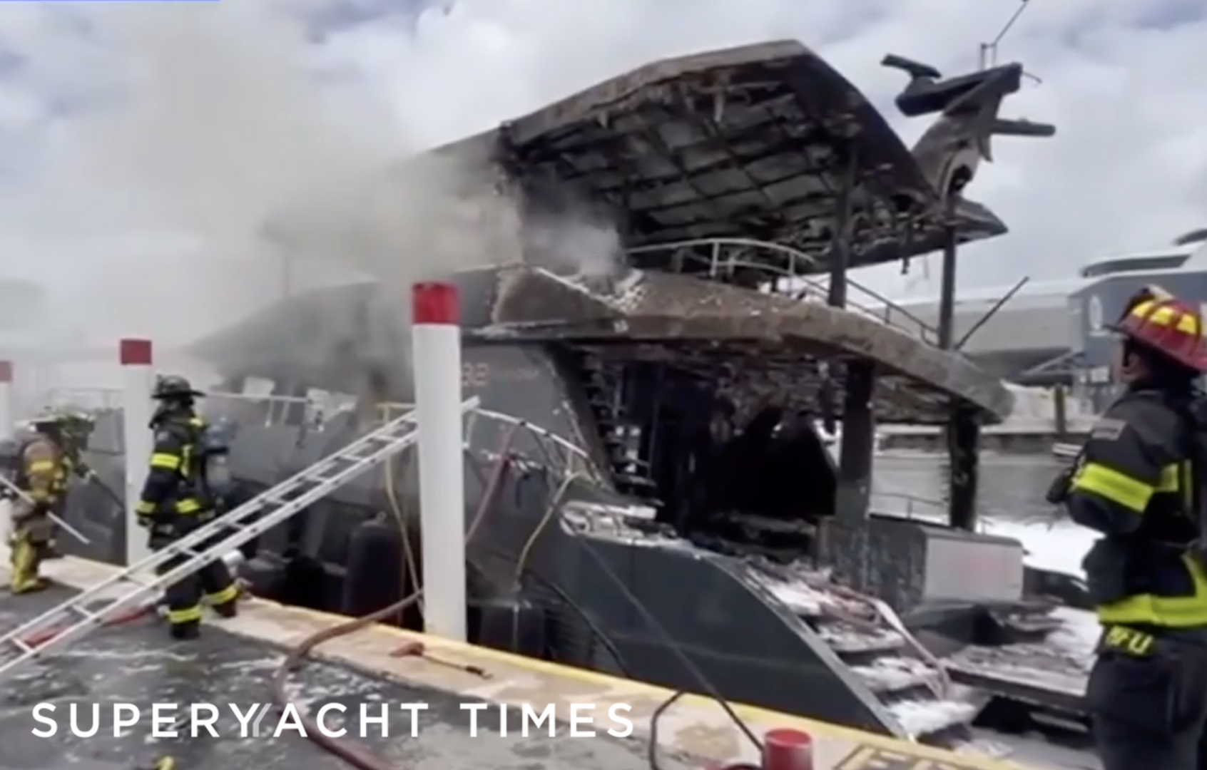 Video: Fire destroys VisionF 82 yacht Flagship at shipyard in Miami