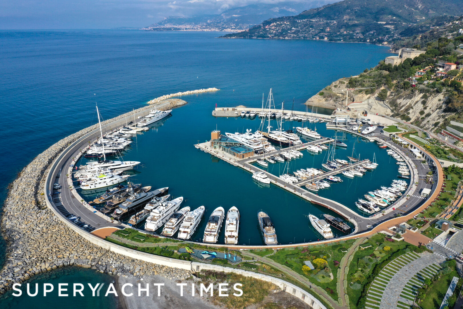 Cala del Forte: A Mediterranean yachting haven