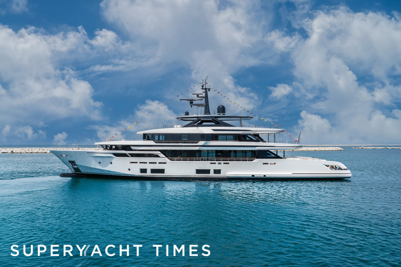 First 50m aluminium Custom Line 50 superyacht Asante launched