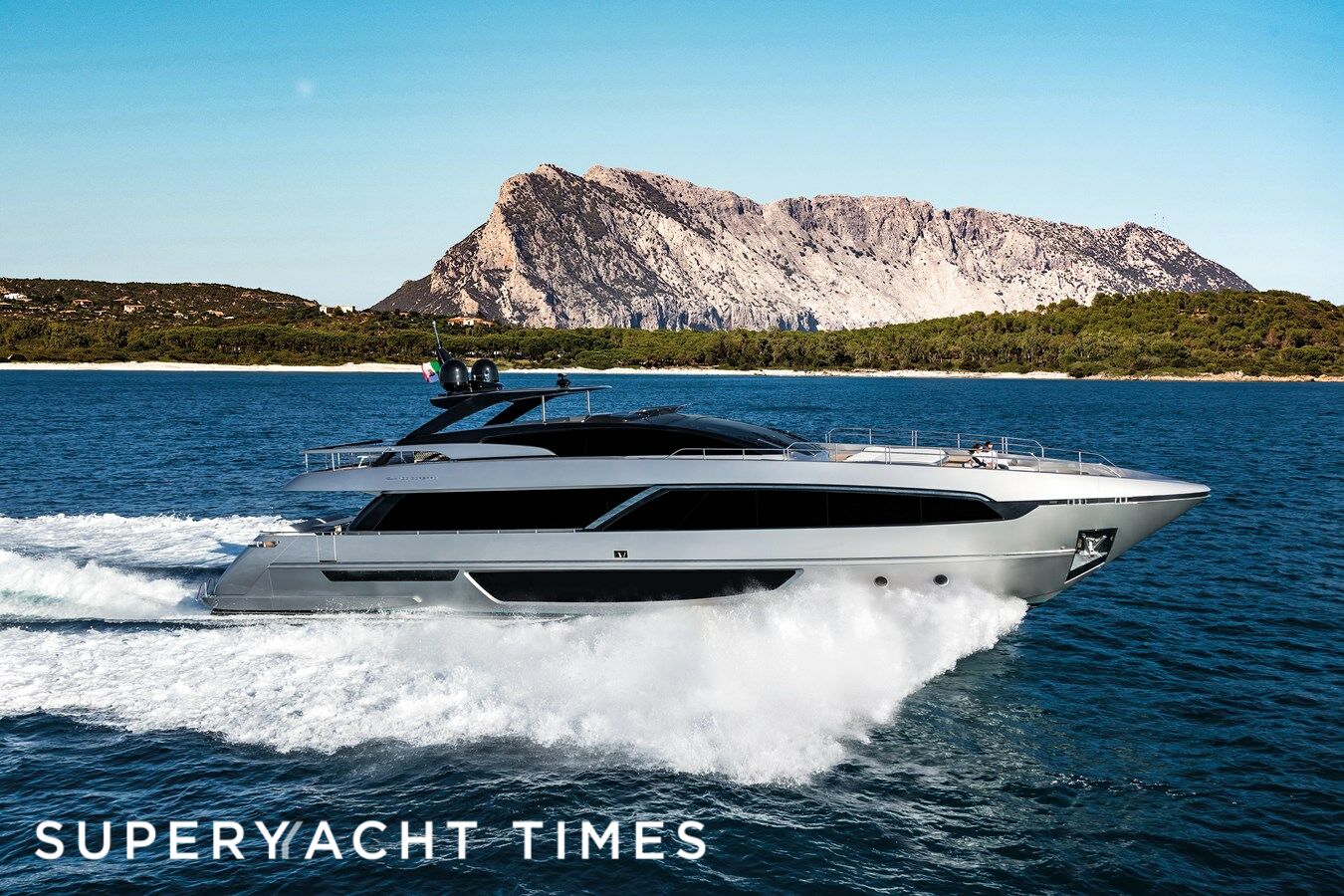 30m Riva motor yacht Iron Gryphon for sale