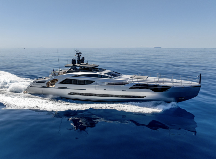 43m Pershing 140 motor yacht Cabo sold