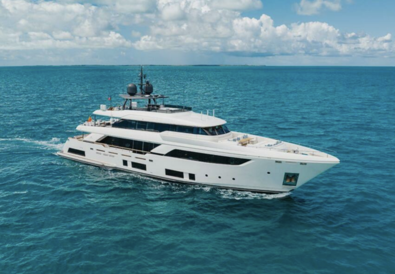 37m Custom Line motor yacht Eros sold