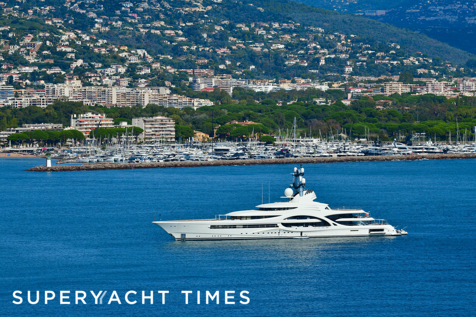 110m Feadship superyacht Anna on the French Riviera