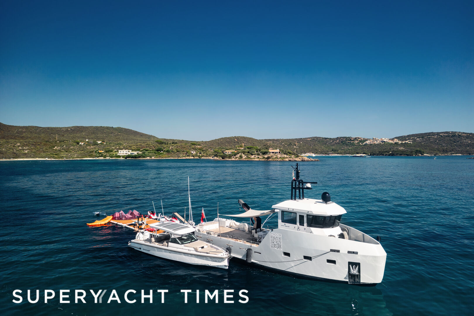 22m Lynx support yacht Shadow for sale