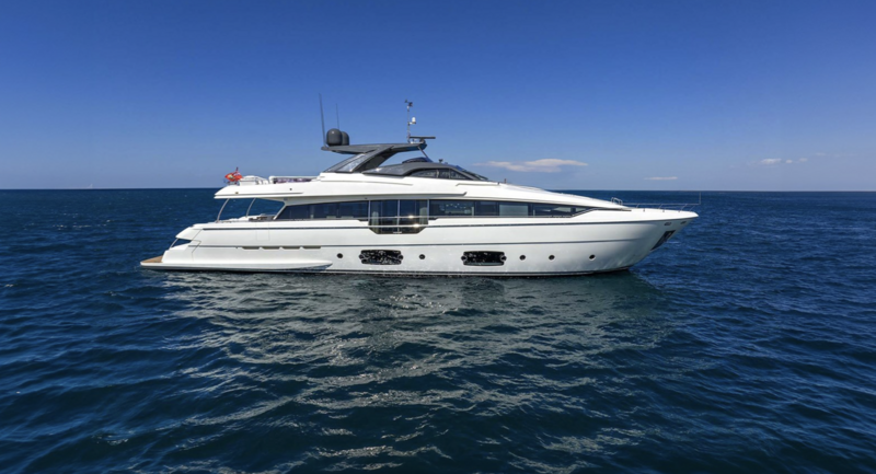 29m Ferretti motor yacht Blue Dodo sold
