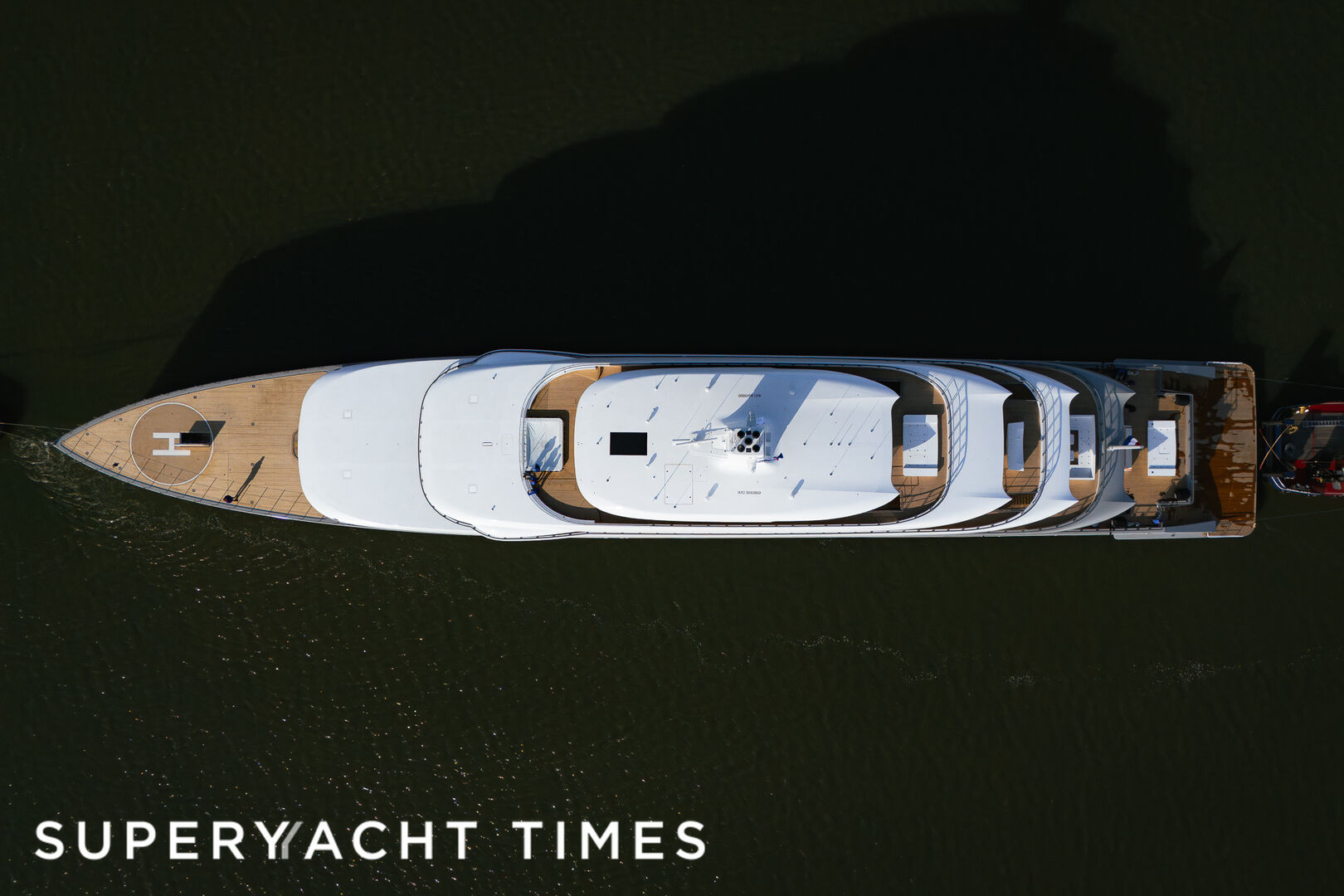 101m Feadship superyacht Moonrise delivered