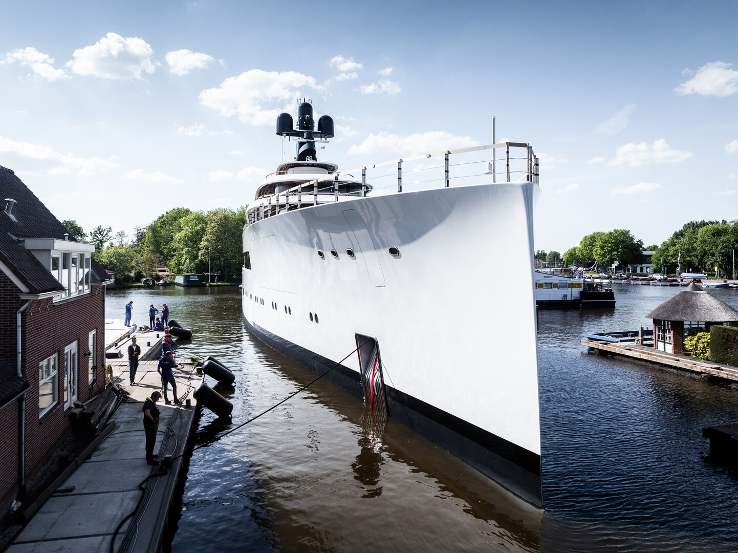 Exclusive: 100m Feadship 824 superyacht launched