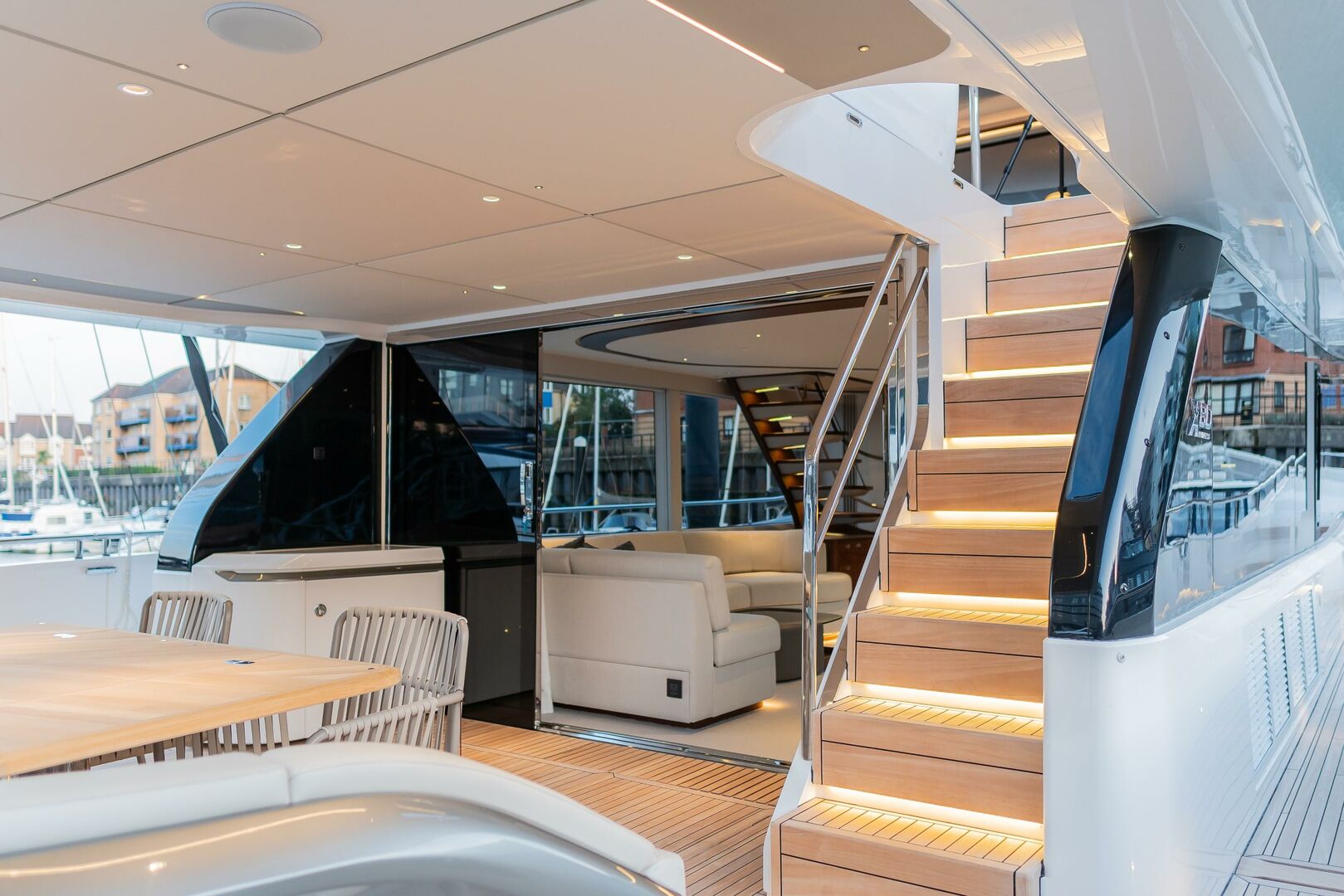 26m Princess X80 motor yacht sold