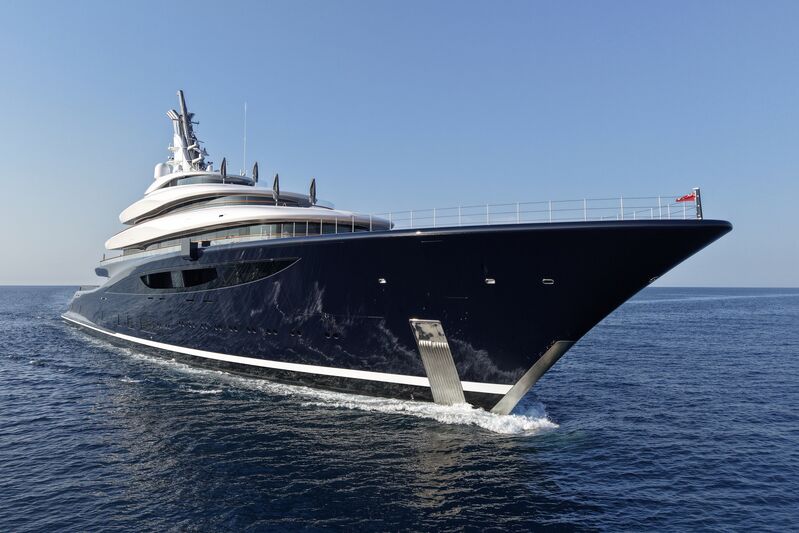 In Pictures: 118m Feadship hydrogen fuel-cell superyacht Breakthrough ...