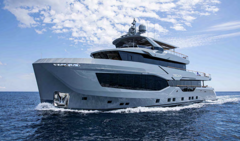 37m Numarine motor yacht Oscar for sale