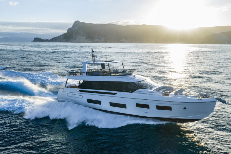 Azimut Yachts unveils new 25m Fly 82 motor yacht