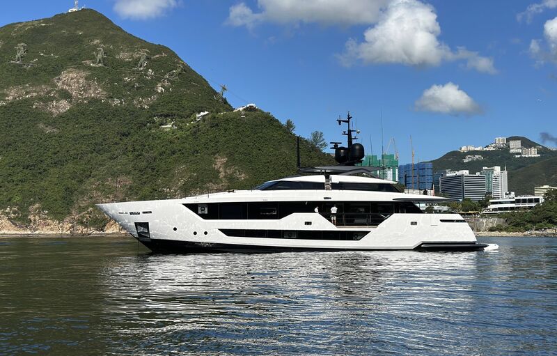 43m Custom Line superyacht Tanager in Hong Kong