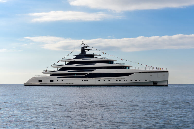 New renderings of flagship Sanlorenzo 74Steel yacht Silver Fox unveiled