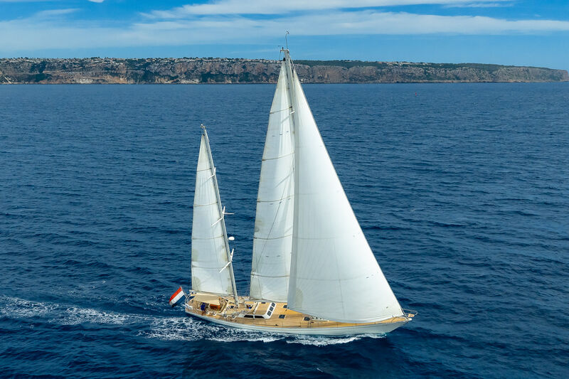 25m Palmer Johnson sailing yacht Tempest for sale