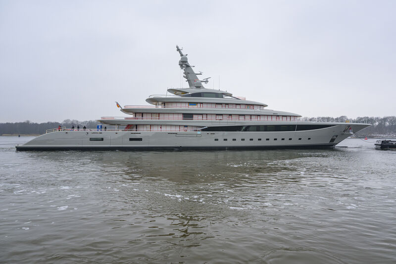 139m Lürssen superyacht Luminance delivered