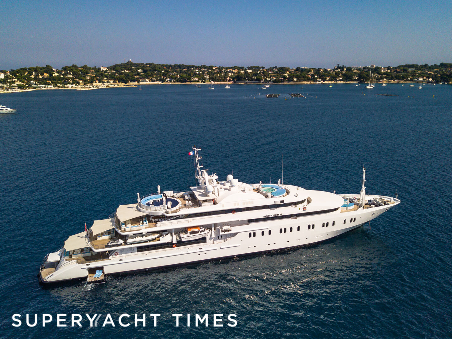 Moonlight II anchored off Antibes