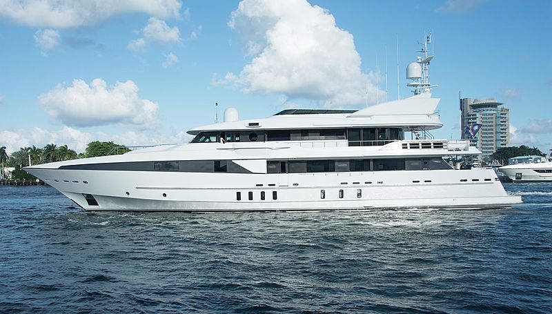 44m yacht Horizons II for sale