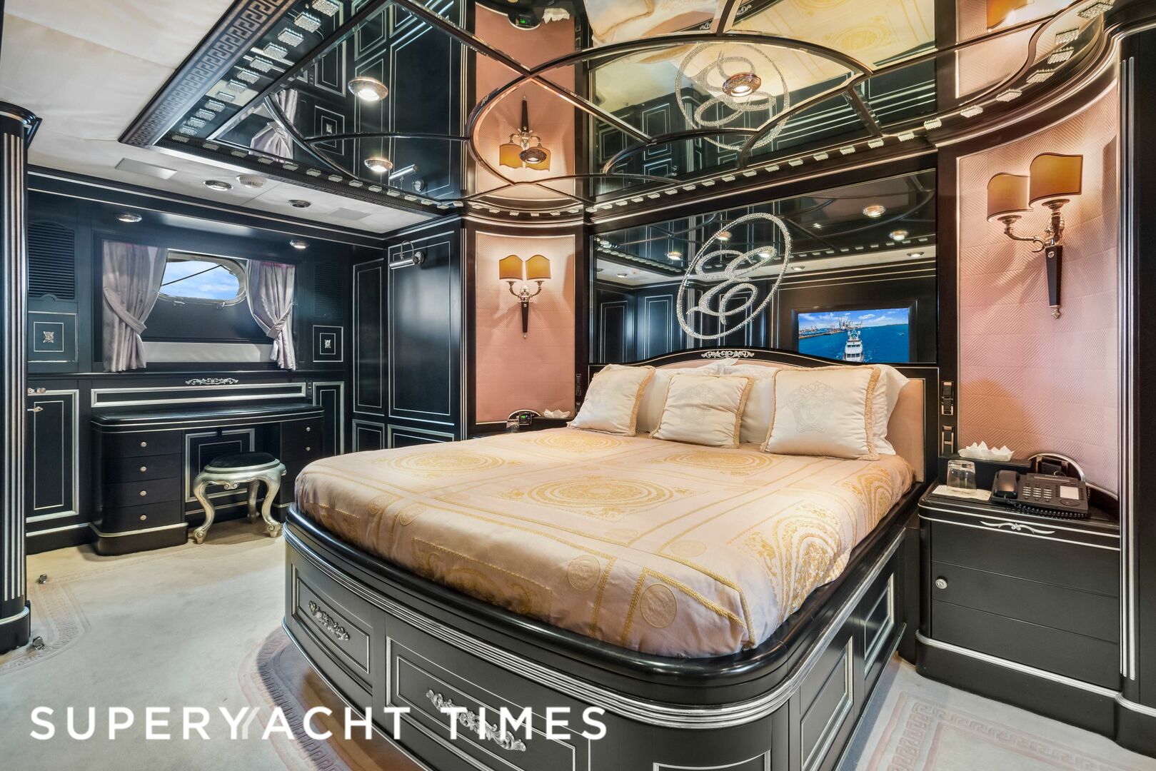 30m Benetti motor yacht Rutli E sold