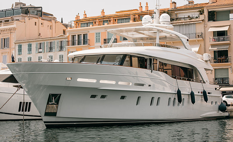 Firefly | Superyacht Times