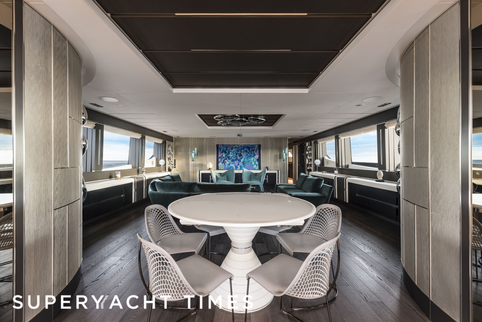 43m Pershing superyacht Chorusline for sale