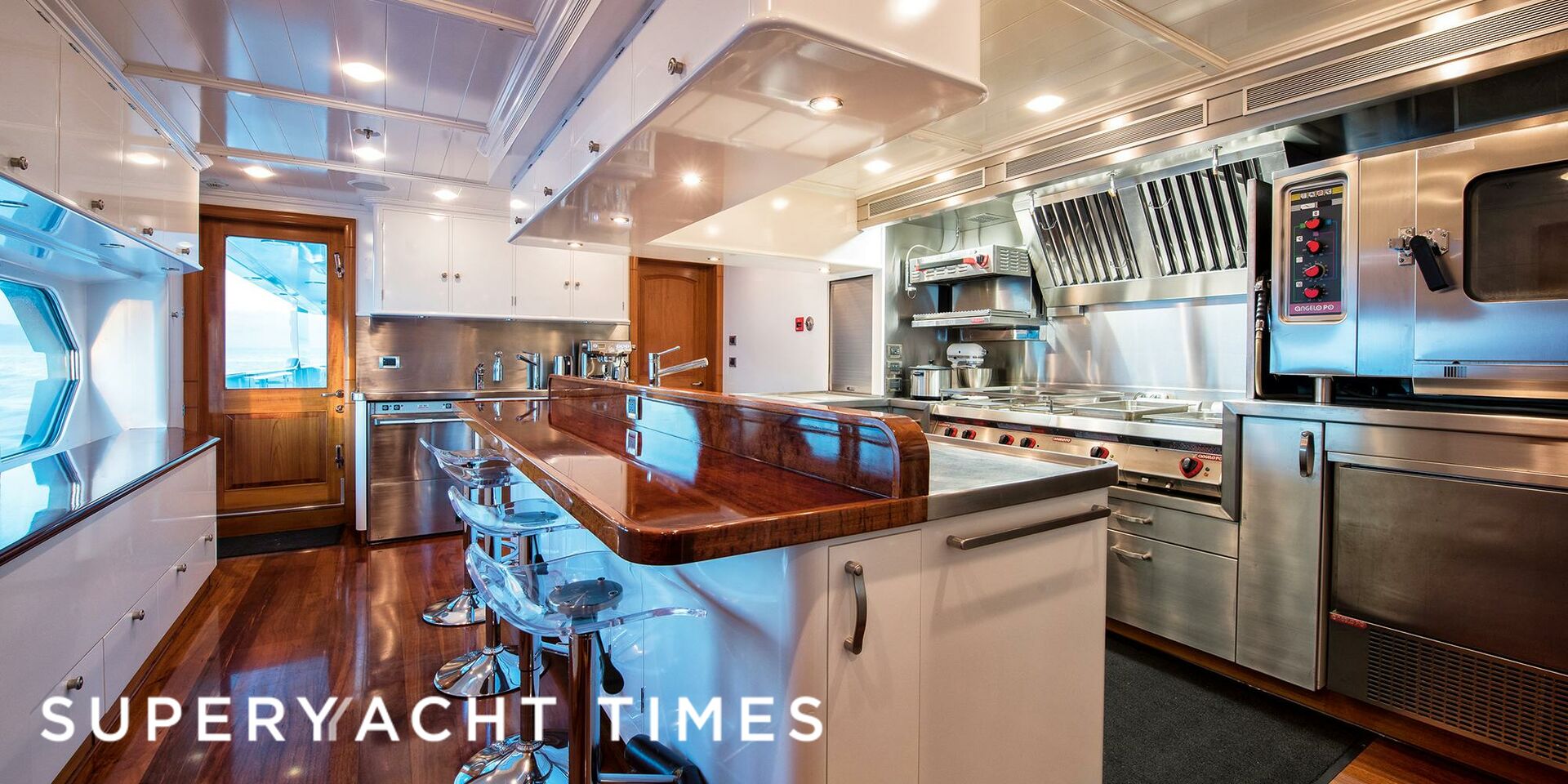 49m expedition yacht T6 sold