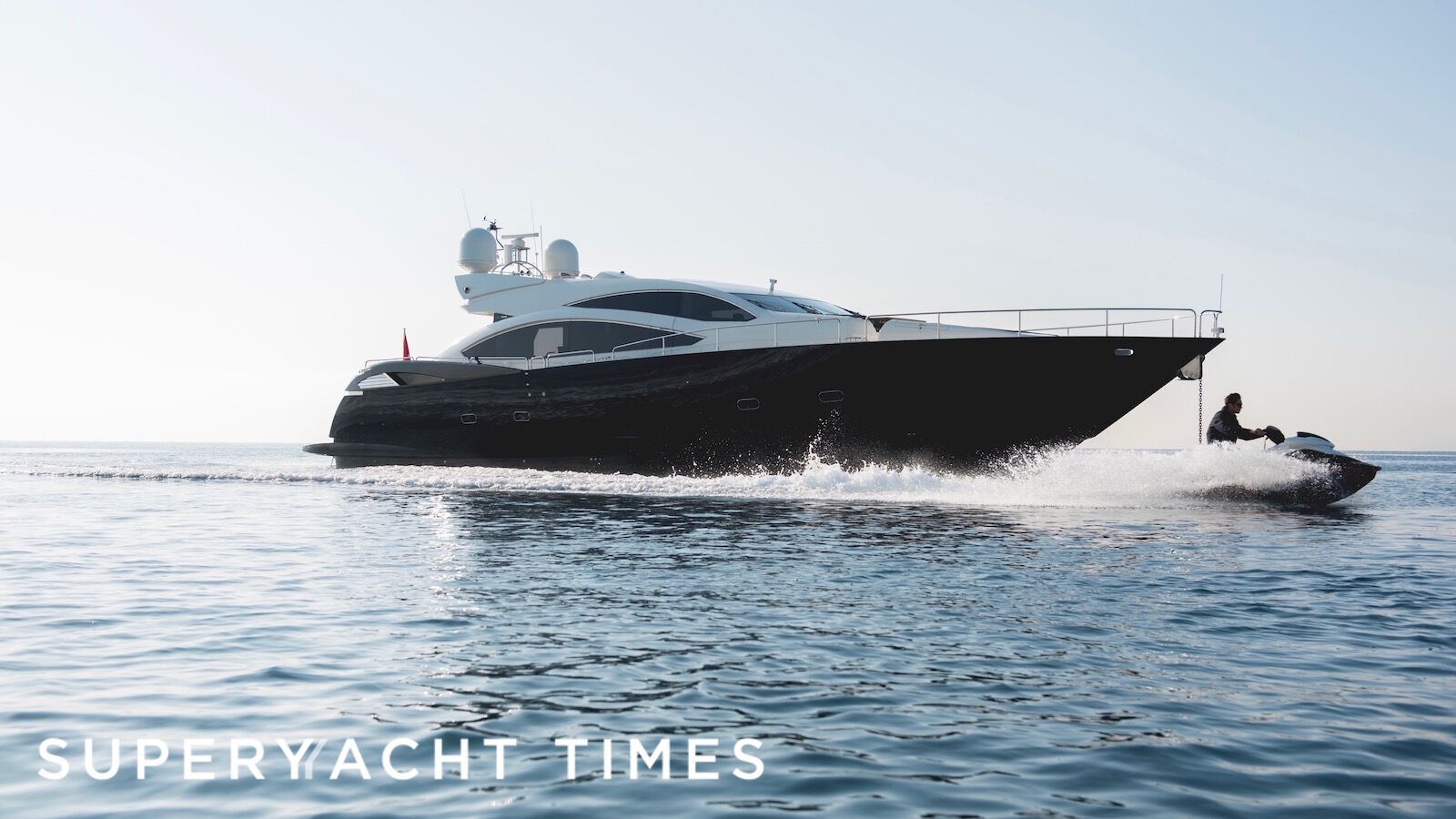 Sold: 28m Sunseeker Blade 6